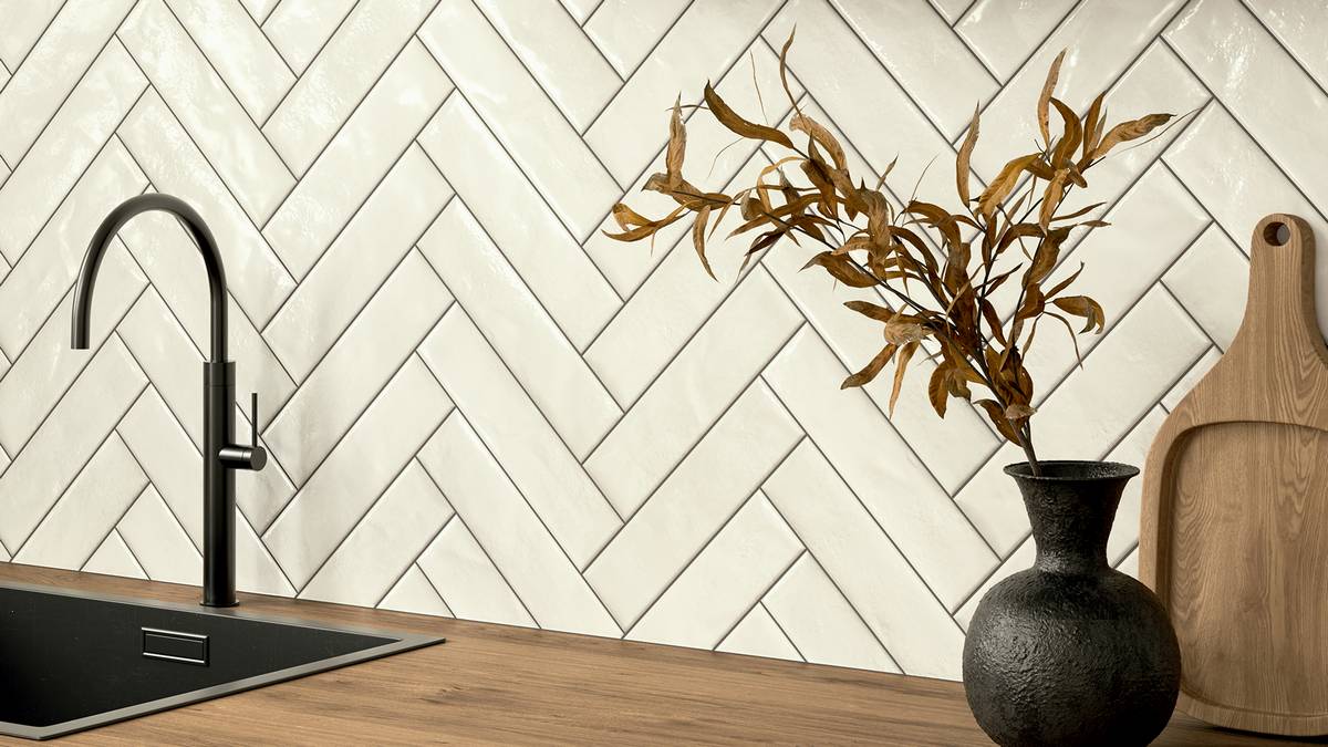 Saturn | Beaver Tile & Stone